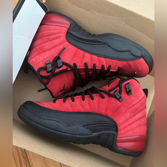 Jordan | Shoes | Air Jordan 2 Retro Reverse Flu Game | Poshmark